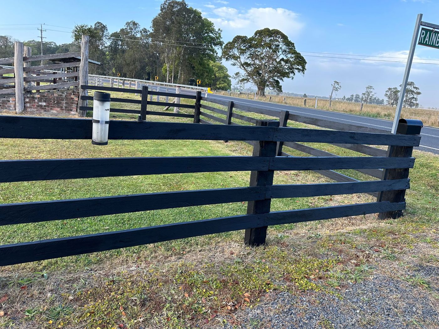 Mid North Coast rural fencing Post and Rail fencing, Star Picket & Wire ...